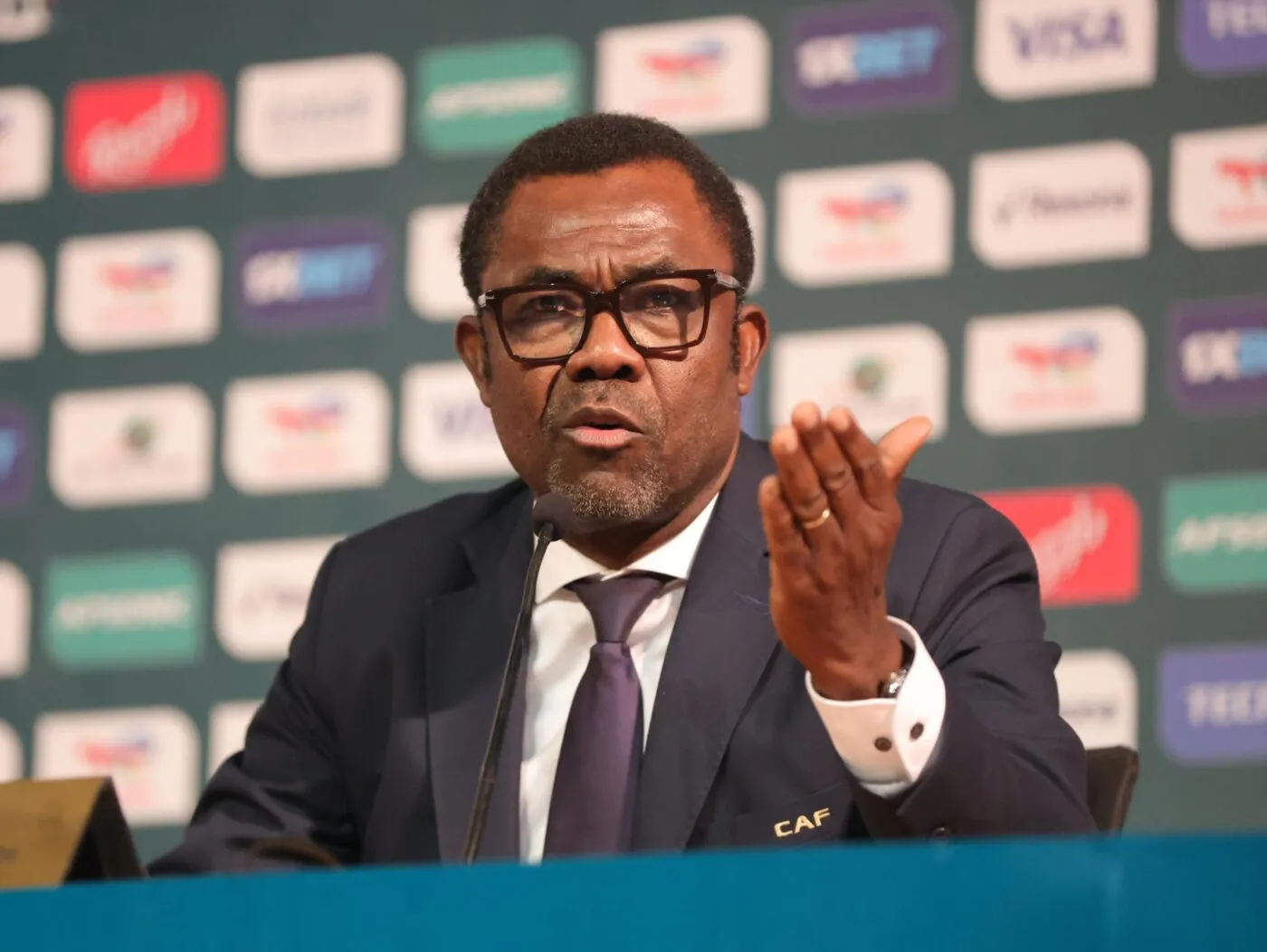 Véron Mosengo-Omba, un handicap pour Patrice Motsepe ! - Mega Sports